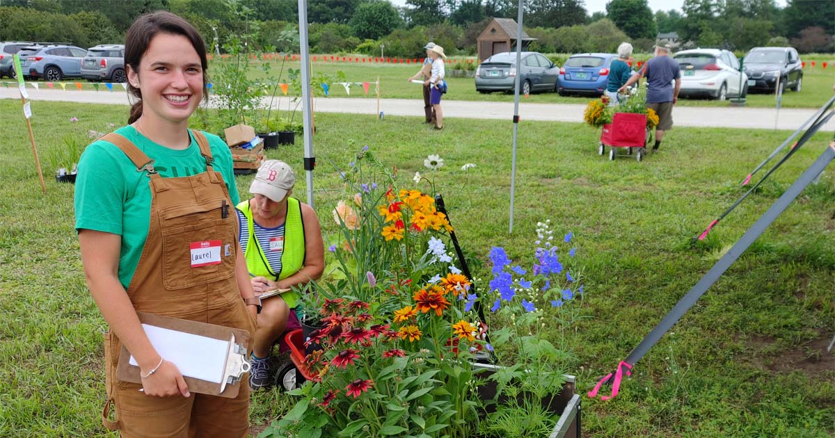 What's Buzzing ArchiveThe Annual Friends of the Horticulture Farm Plant ...