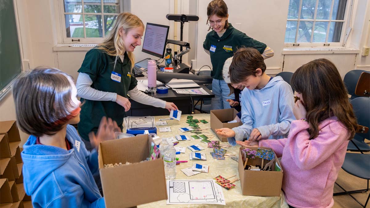 What's Buzzing ArchiveUVM STEM Showcase Featured Interactive Workshops